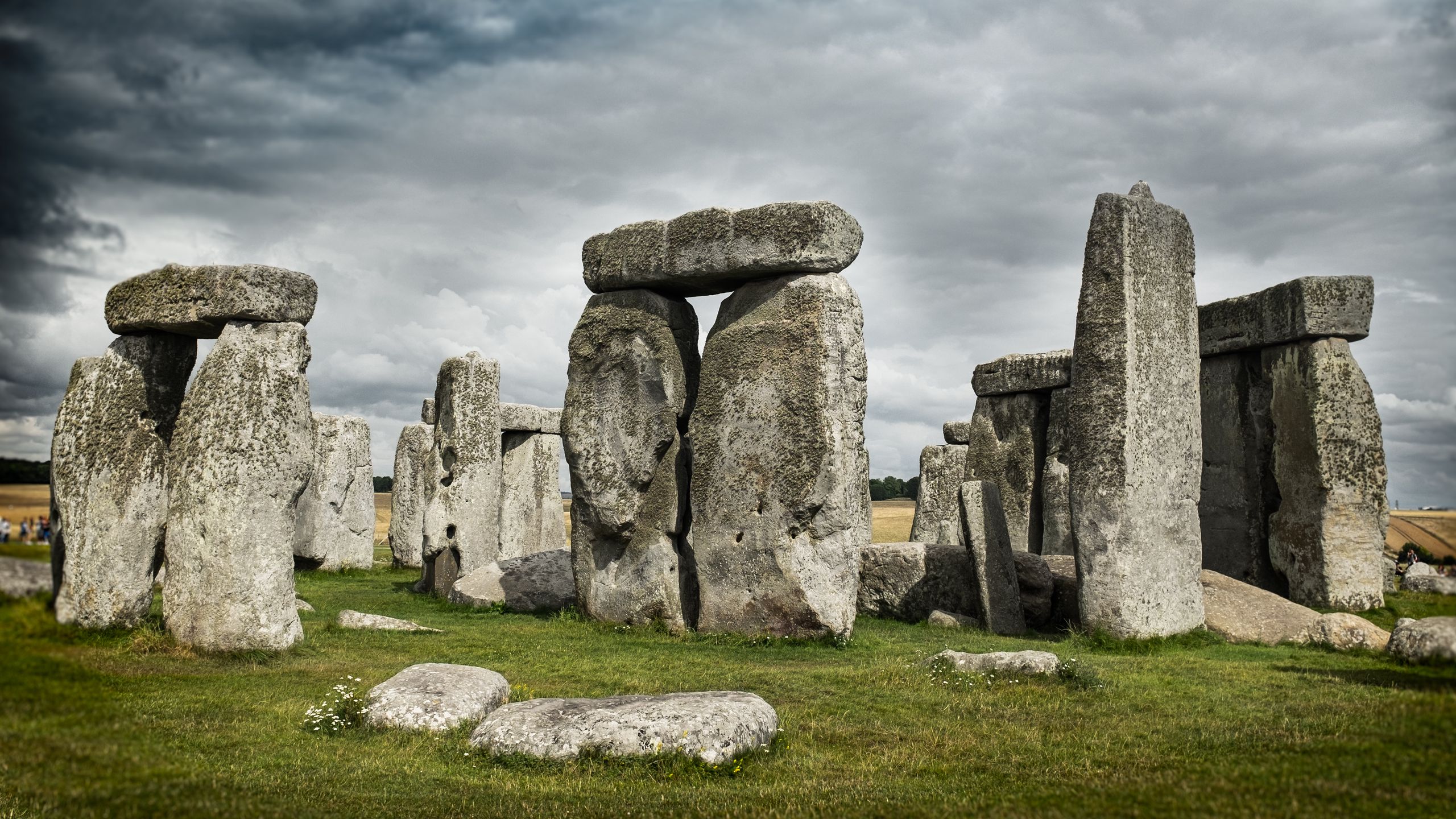 Download wallpaper 2560x1440 stones, ruins, stonehenge, grass, nature ...