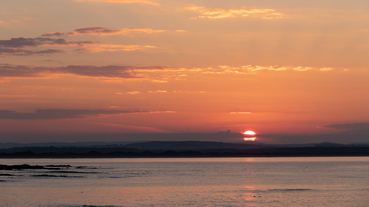 Wallpaper sun, sunset, ocean, water, landscape hd, picture, image