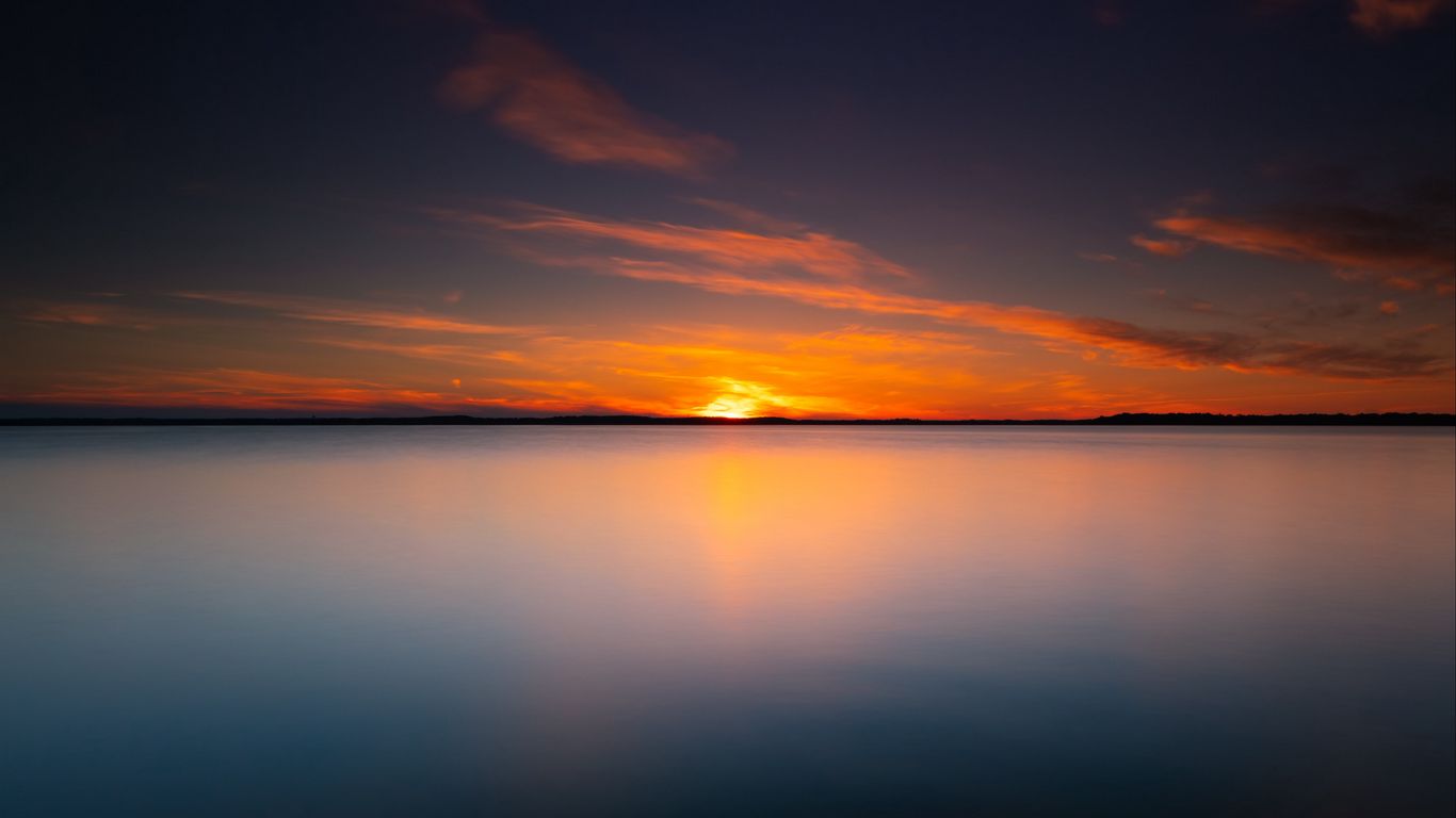 Download wallpaper 1366x768 sunset, horizon, sun, twilight tablet ...