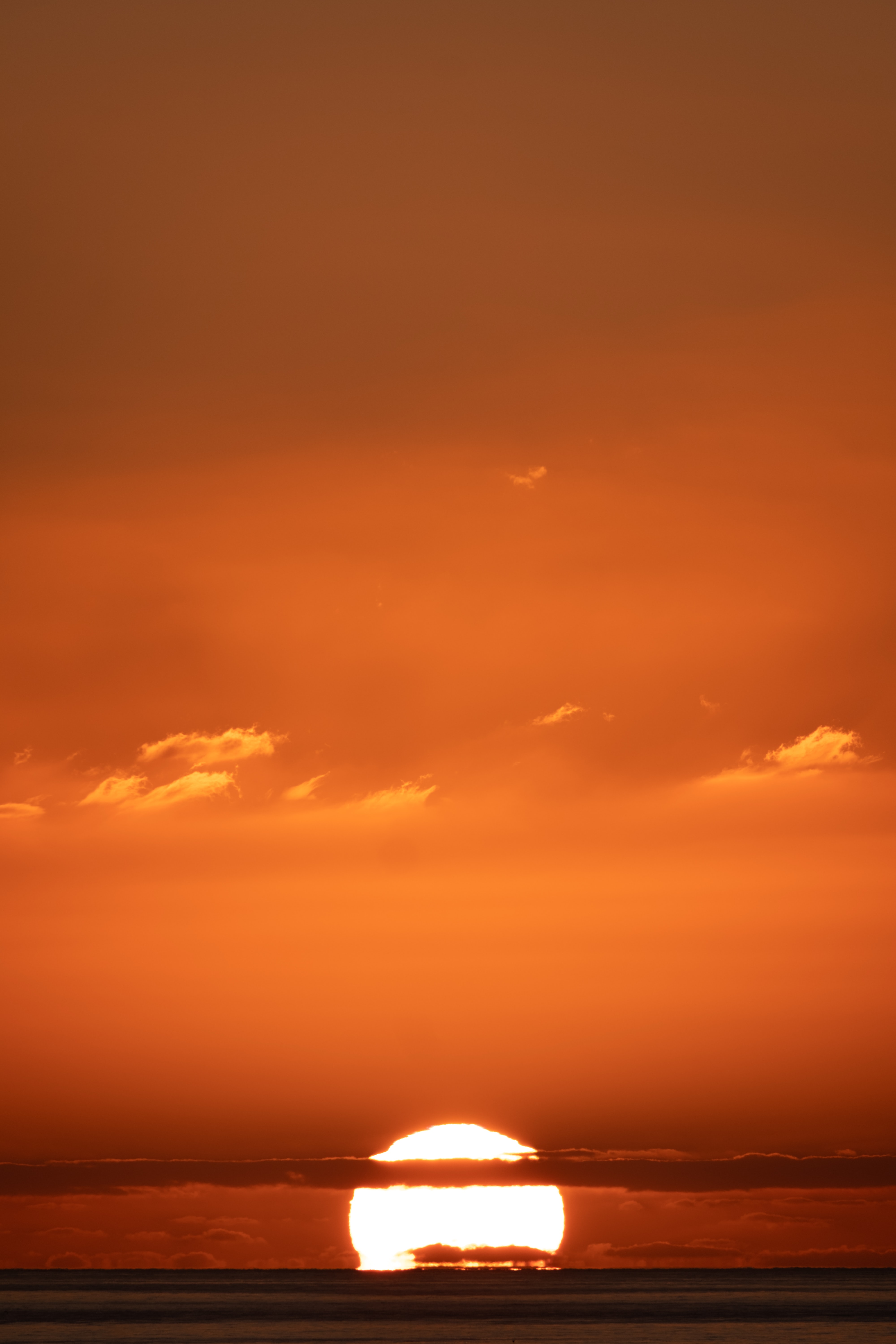 Download wallpaper 4000x6000 sunset, sun, sky, clouds hd background
