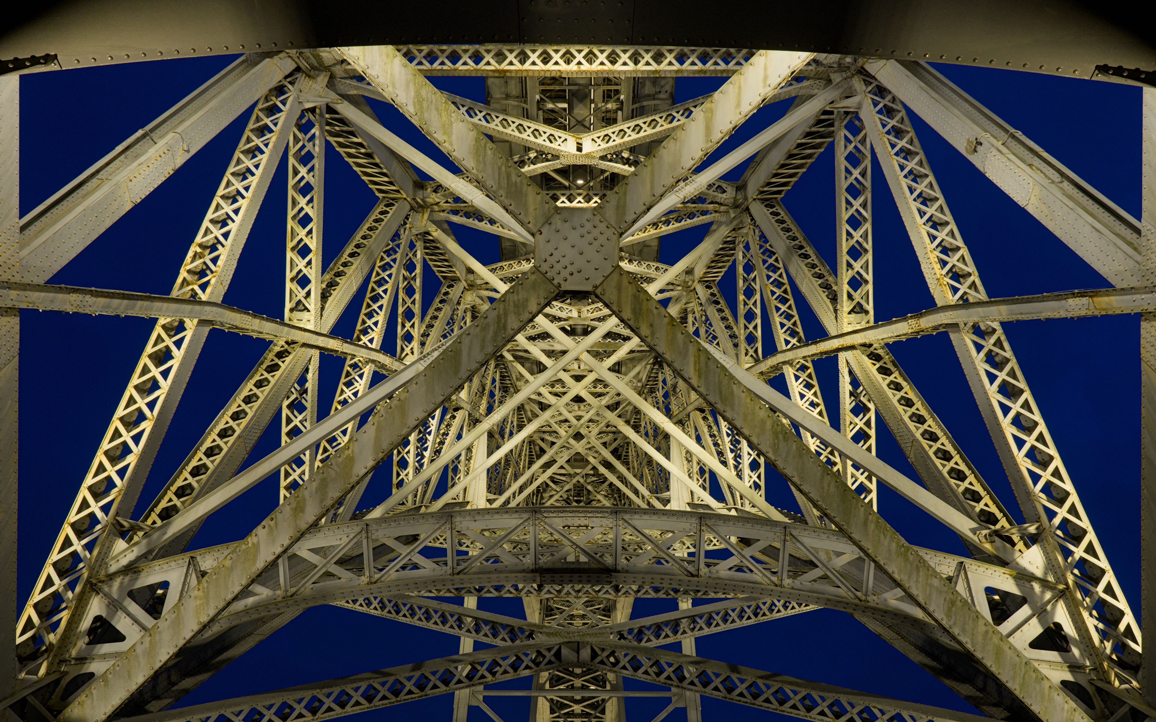 Download wallpaper 3840x2400 tower, building, symmetry, architecture 4k ...