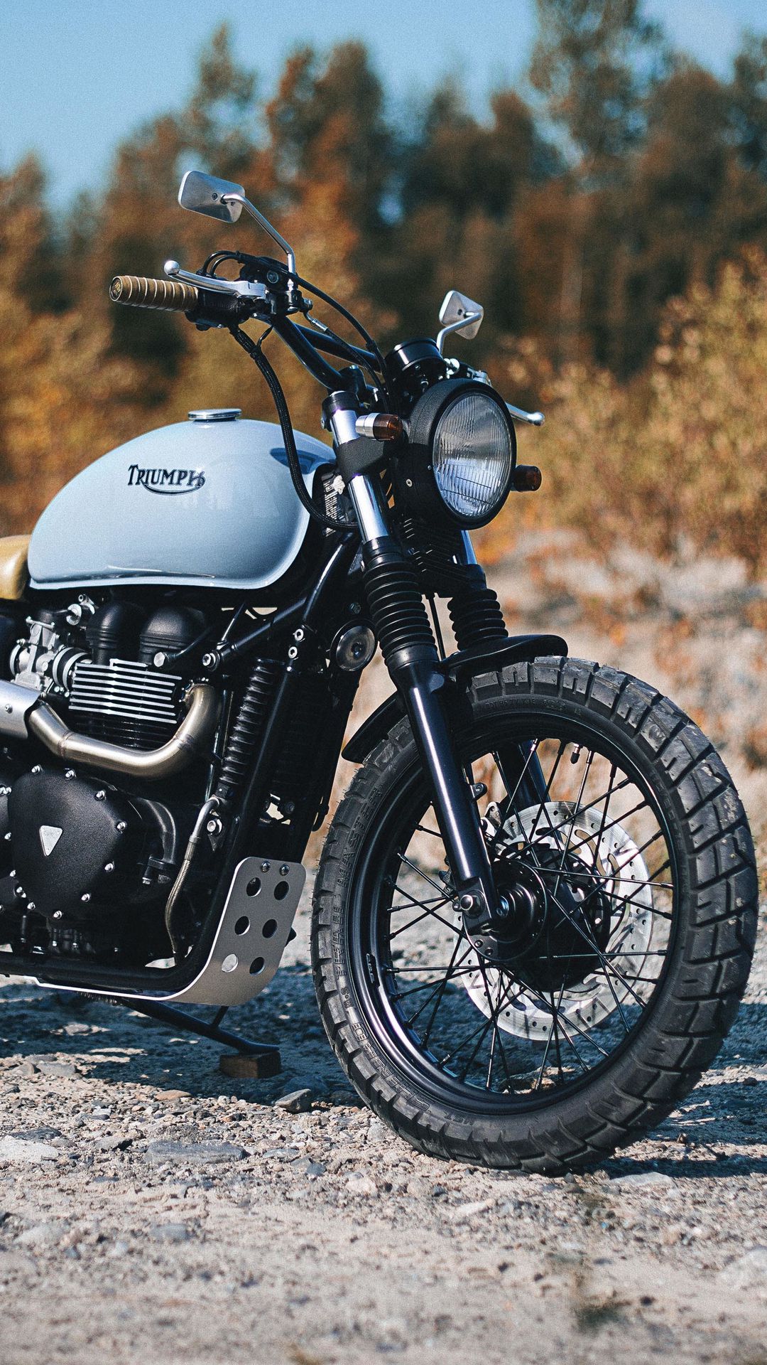 Download wallpaper 1080x1920 triumph, bonneville, bike, side view ...