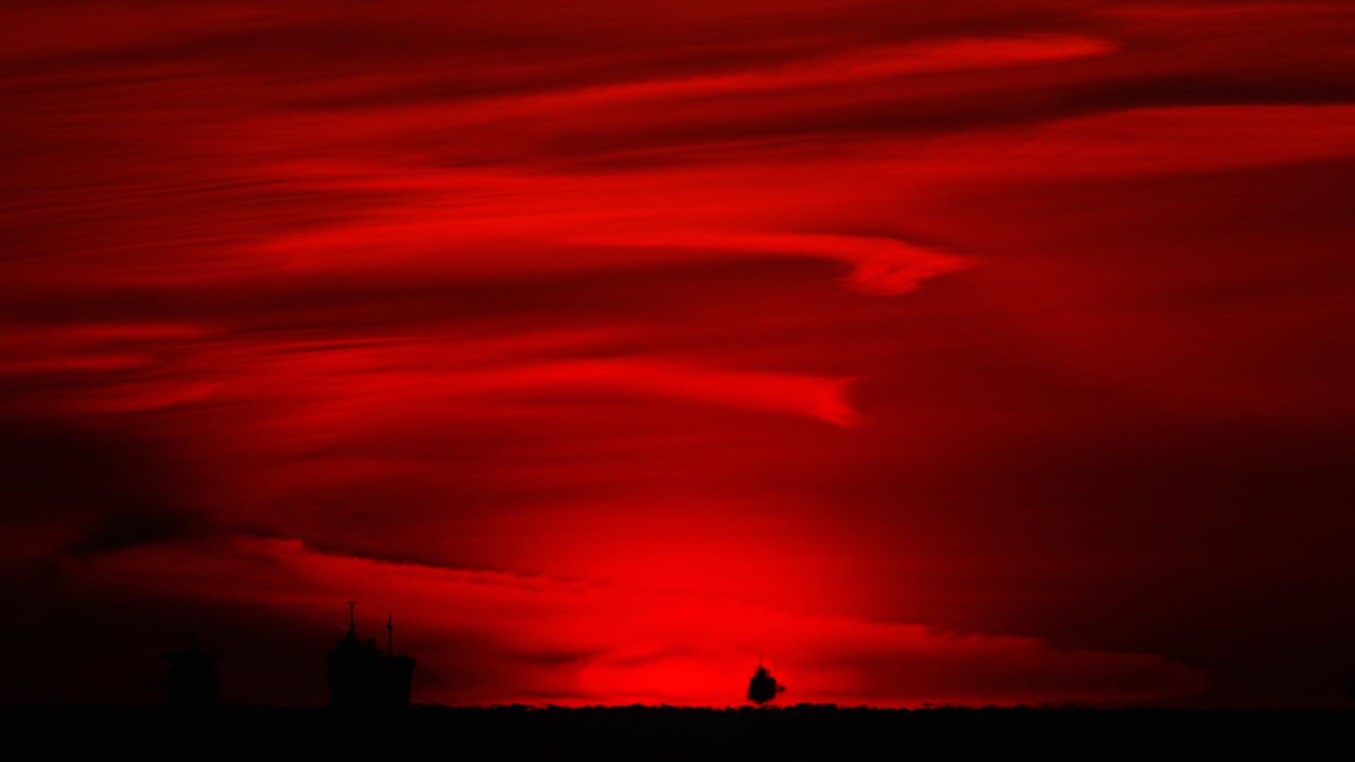 Download wallpaper 1920x1080 night, red, horizon, dark, ship full hd ...