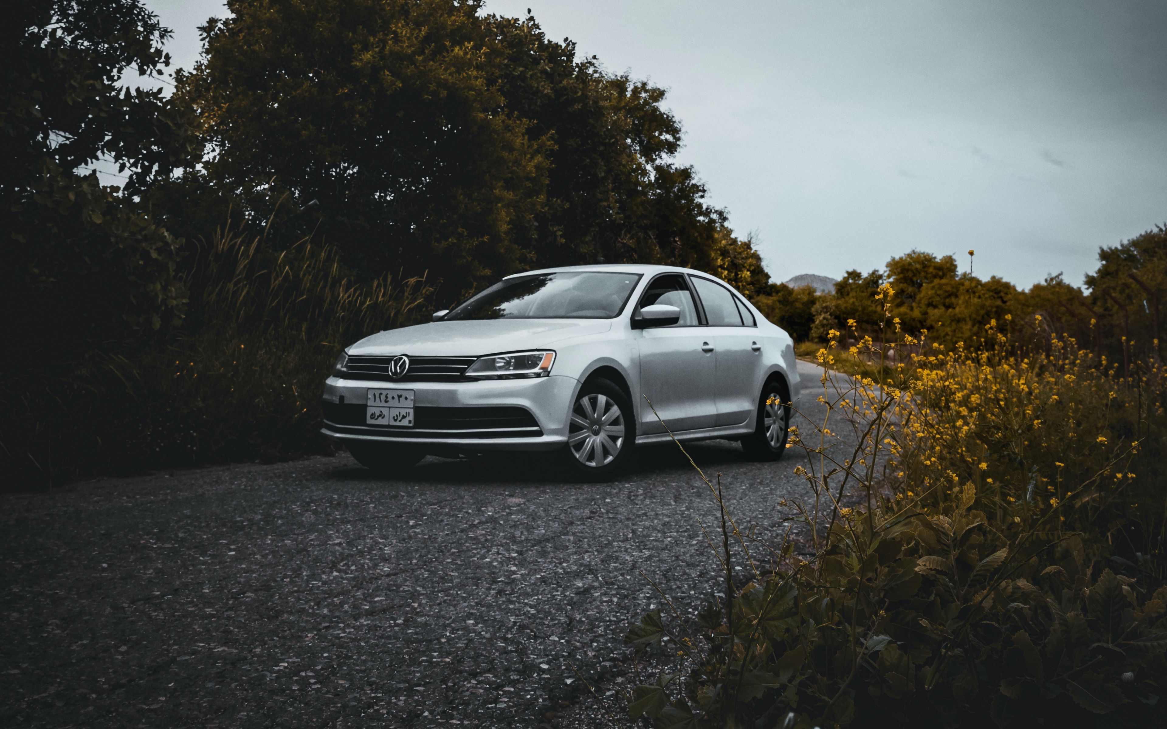Download wallpaper 3840x2400 volkswagen, car, gray, road 4k ultra hd 16 ...