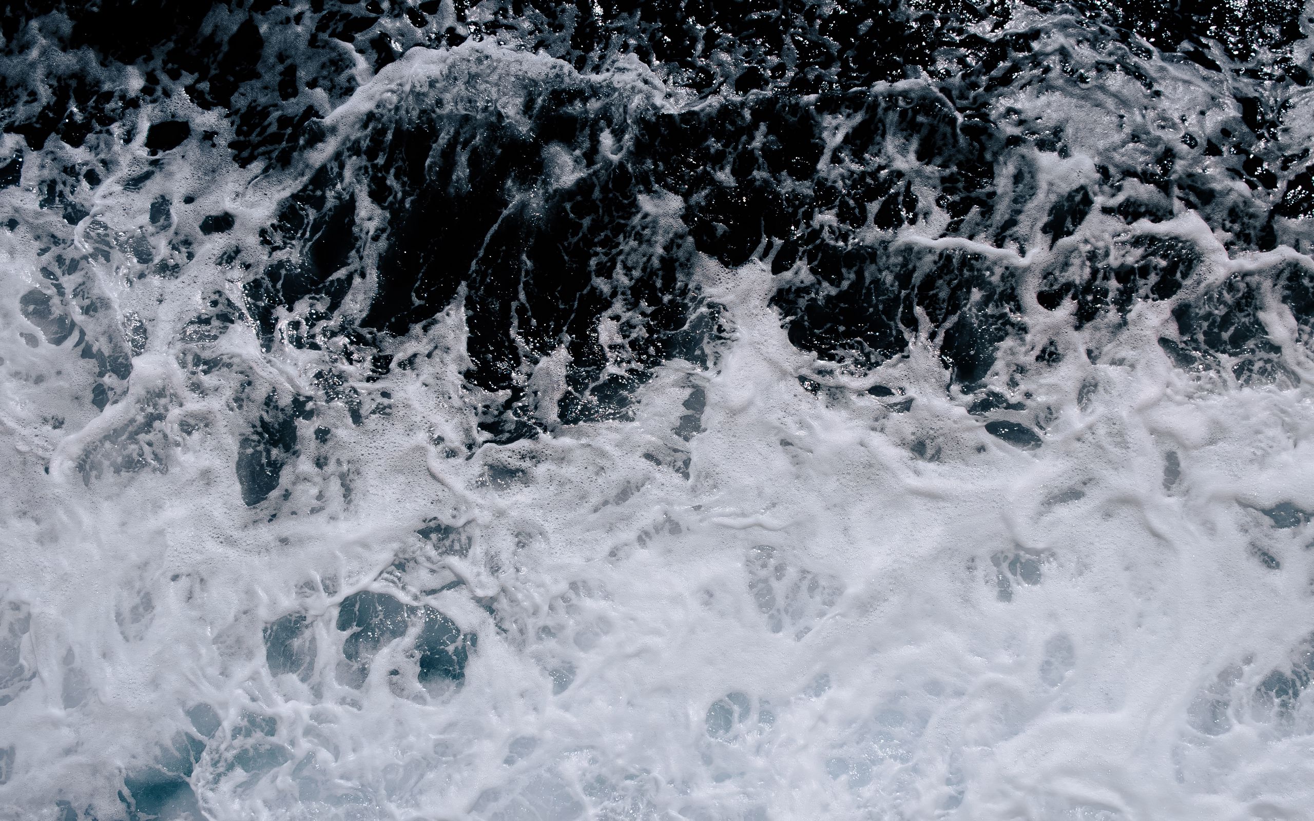 Download wallpaper 2560x1600 water, splashes, spray, sea foam ...