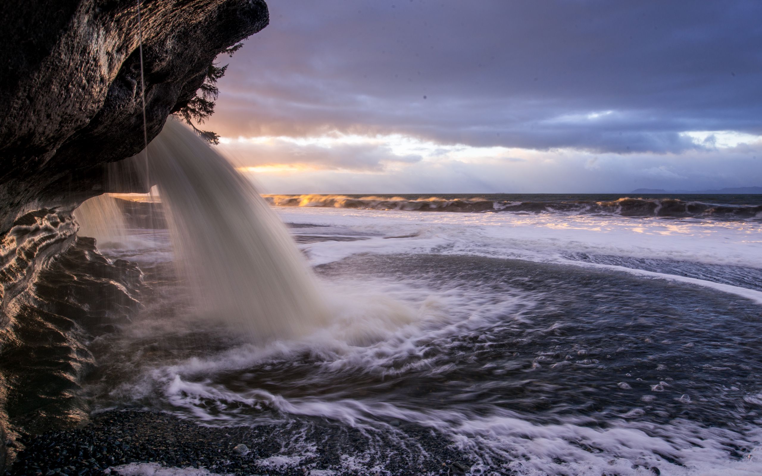 Download wallpaper 2560x1600 waterfall, coast, sea, foam, water ...