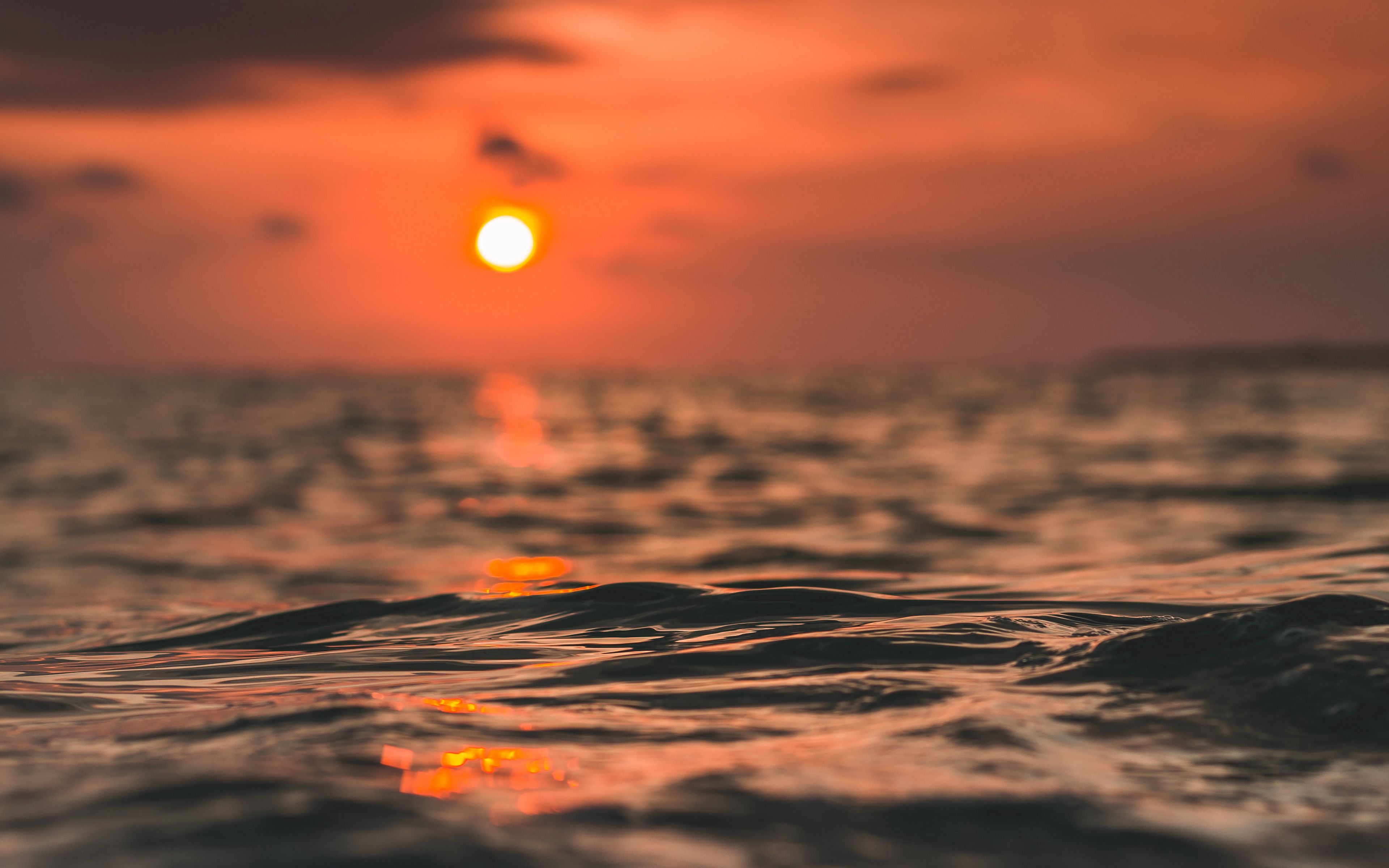 Download wallpaper 3840x2400 waves, sun, sunset, water, surface 4k ...
